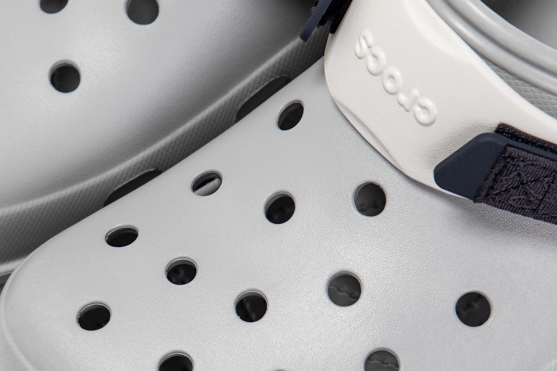 Klapki Crocs Classic All Terrain Clog 206340-007